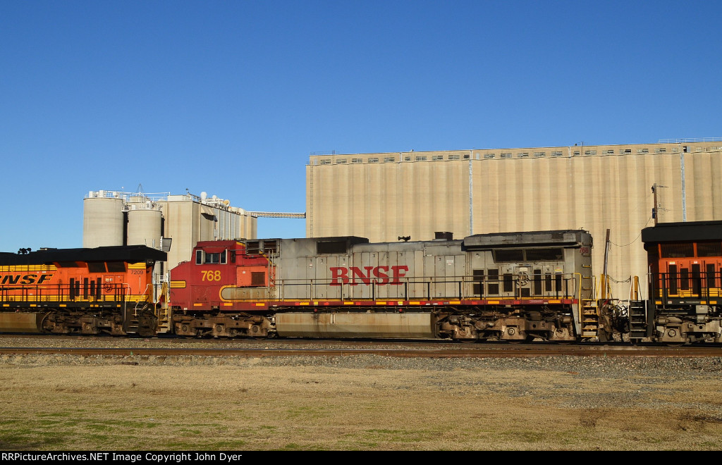 BNSF 768